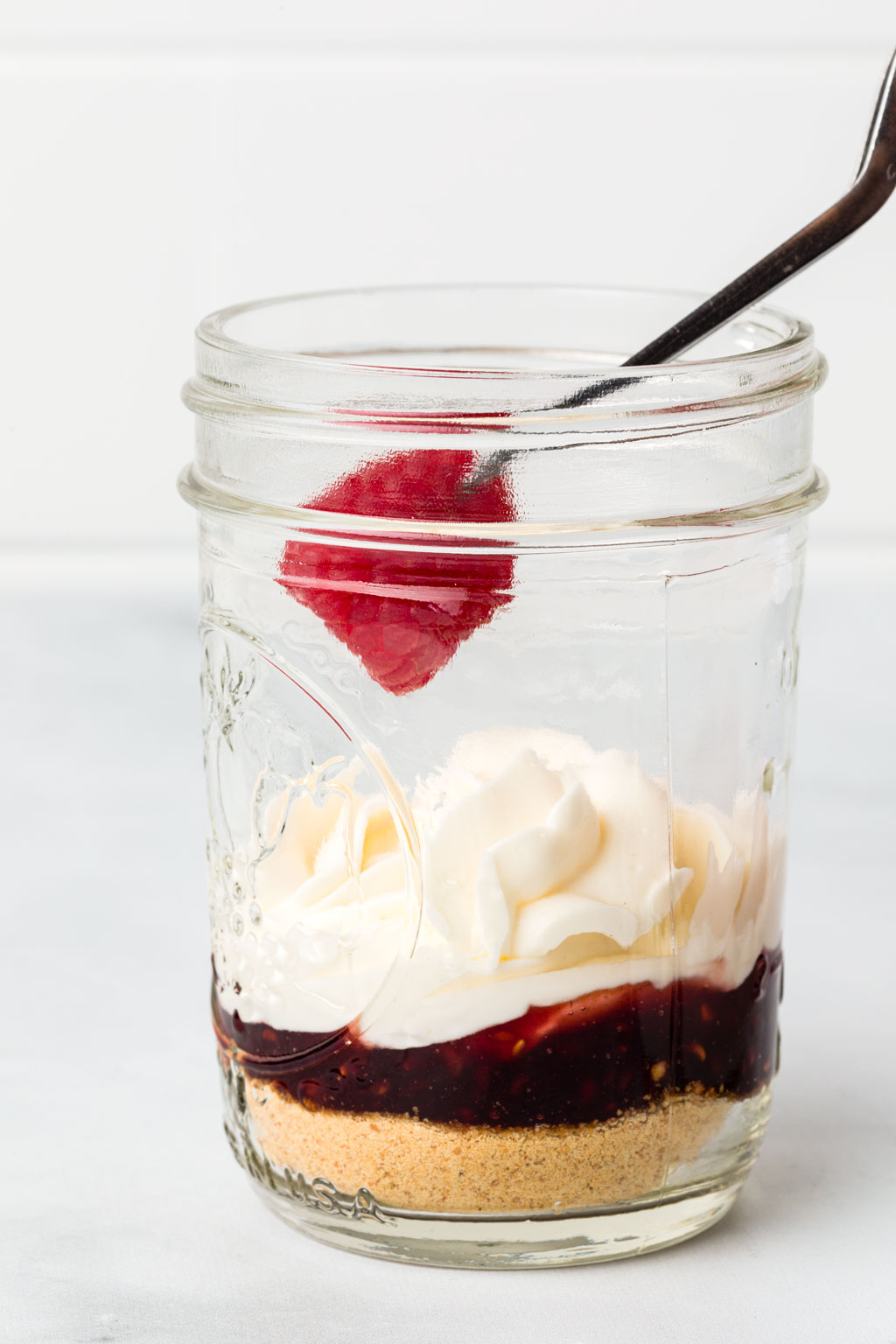 Easy Berry Parfait, No-Bake Cheesecake Raspberry Parfait