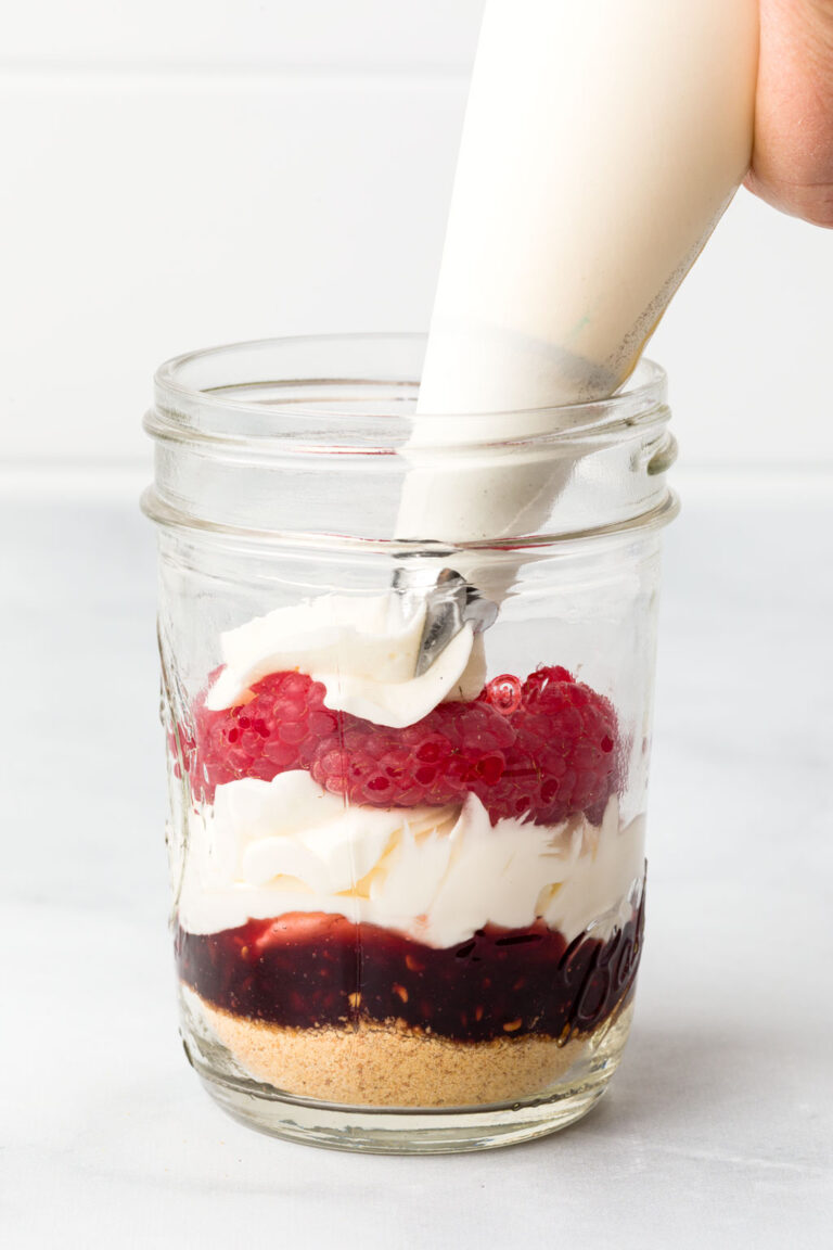 Easy Raspberry Parfait - Kippi at Home