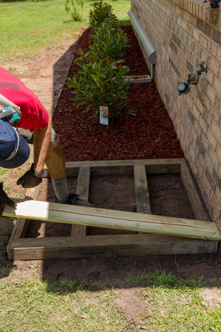 DIY Floating Deck – Garden Deck - Kippi at Home