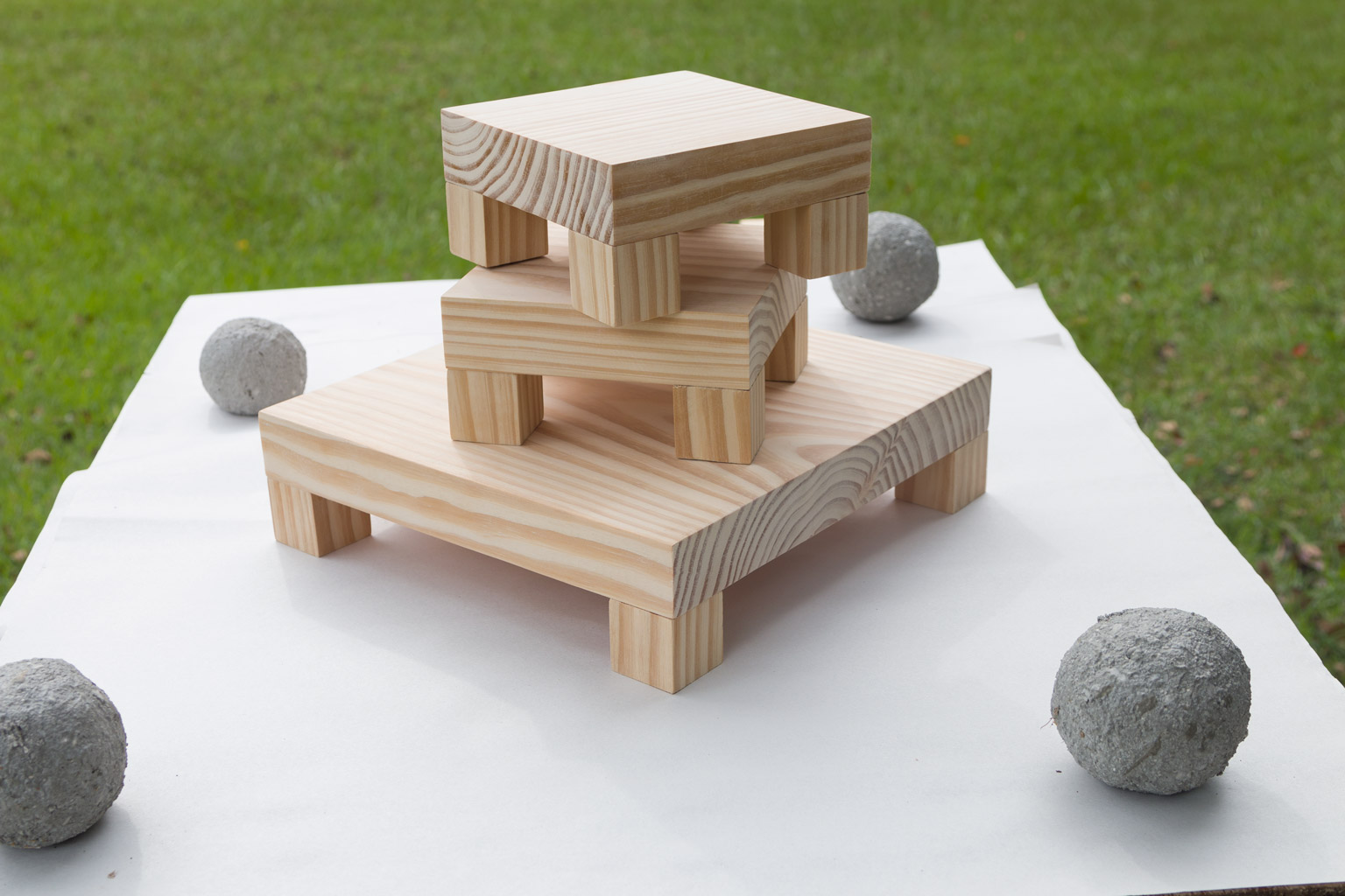 DIY Riser Stands for Display, Rustic Farmhouse Style Wood Stand