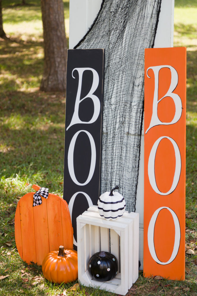 DIY Halloween Signs - Kippi at Home