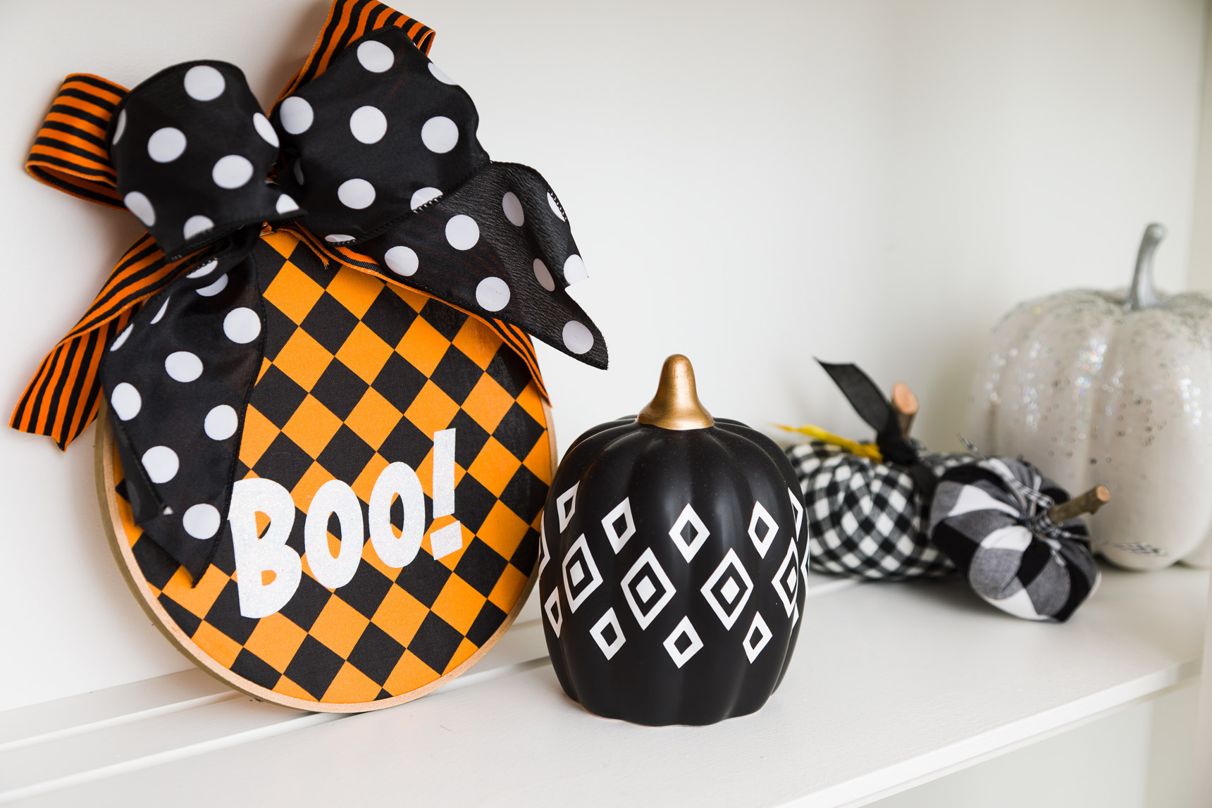 DIY Halloween Costumes and Decorations - Kippi at Home