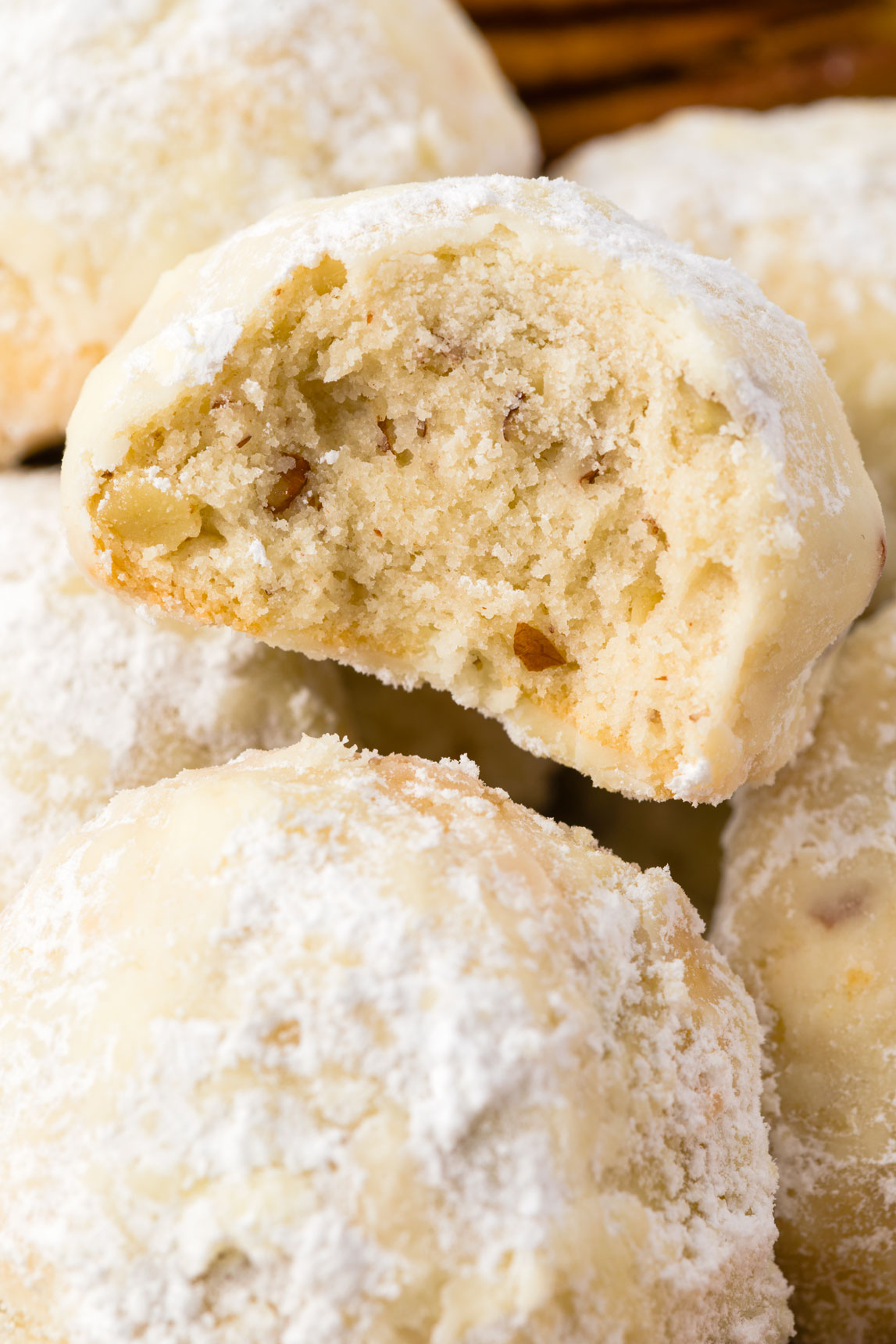 Russian Tea Cakes Cookie Recipe - Kippi at Home