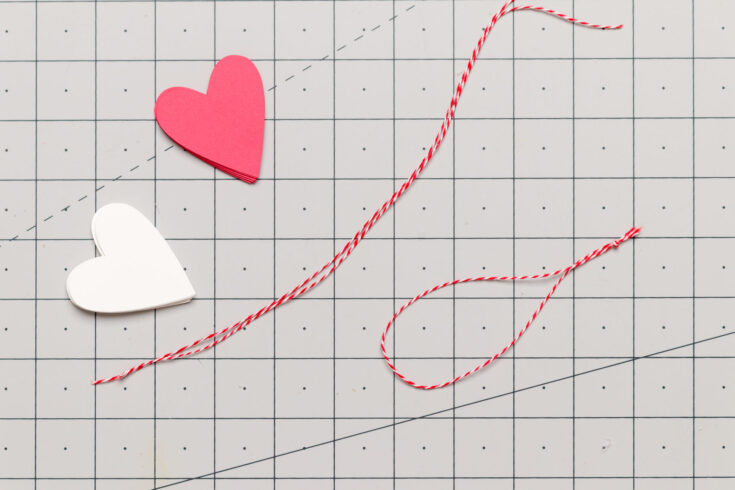 How to Make 3D Paper Hearts - Kippi at Home