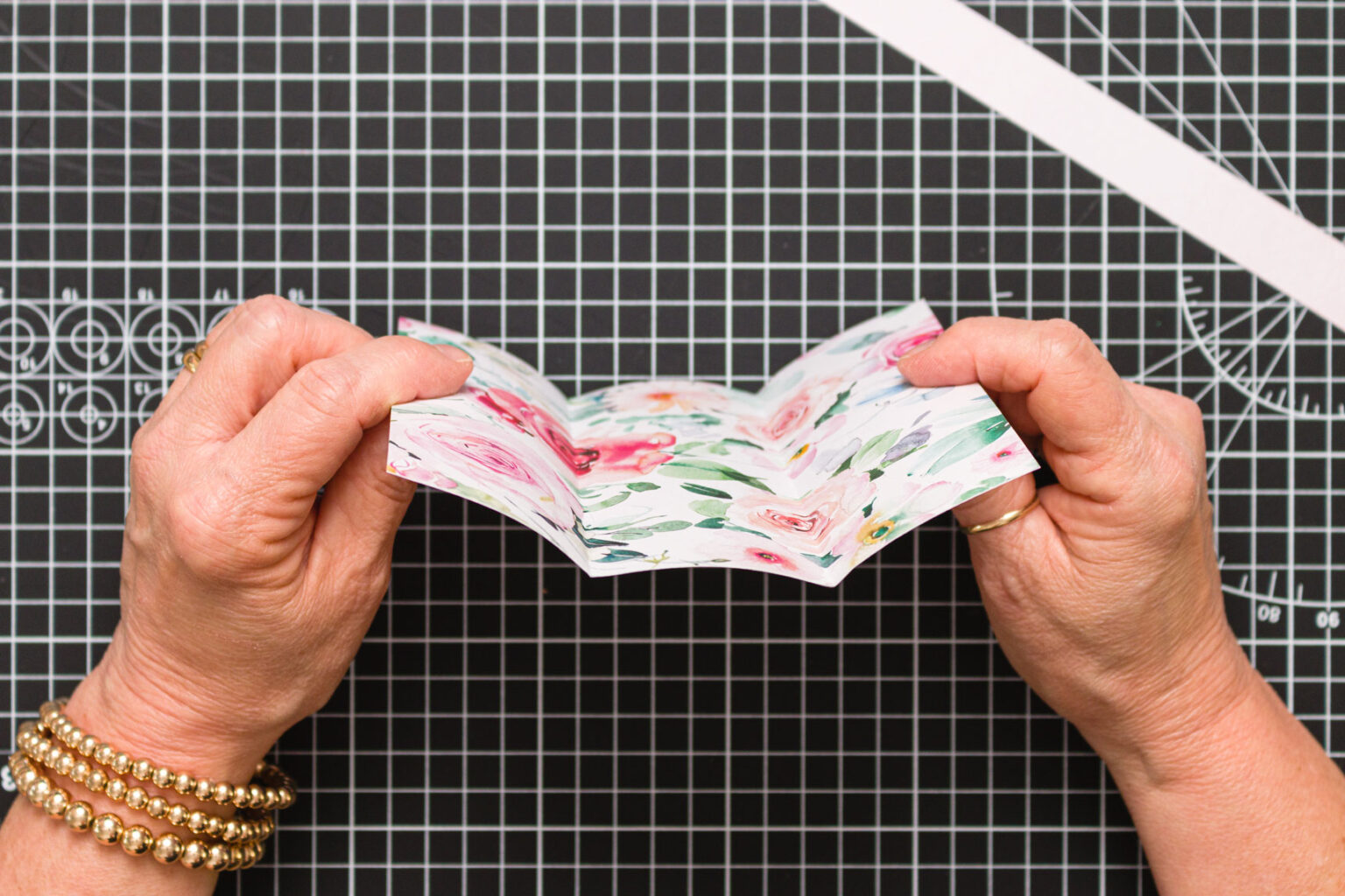 Paper Basket DIY - Kippi at Home