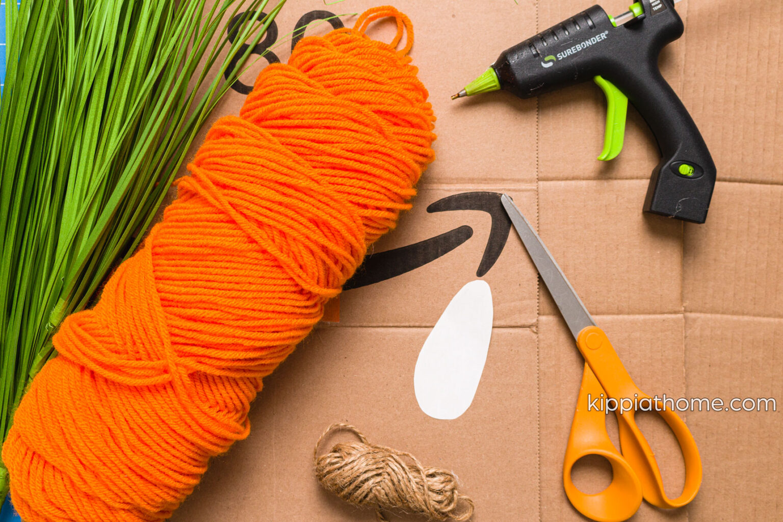 DIY Yarn Carrots - Kippi at Home