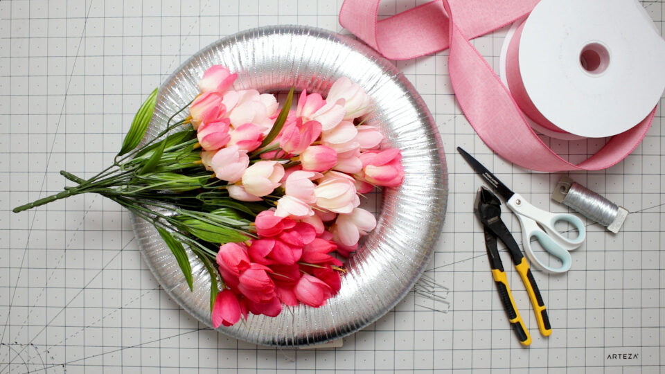 Tulip Wreath DIY - Kippi at Home