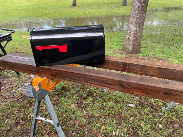 DIY Mailbox Tutorial - Kippi at Home