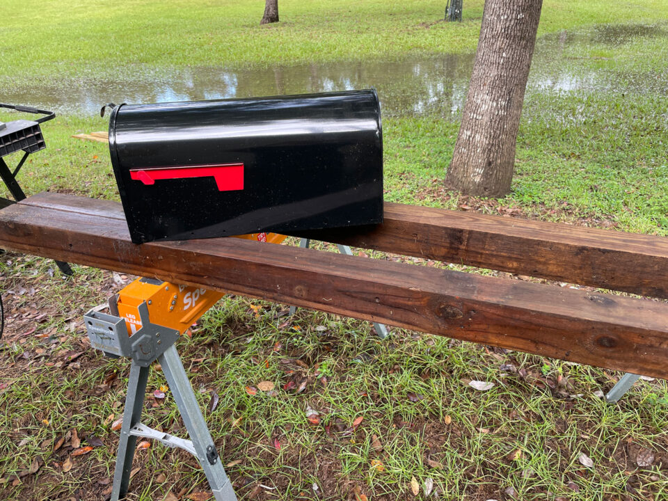 DIY Mailbox Tutorial - Kippi at Home